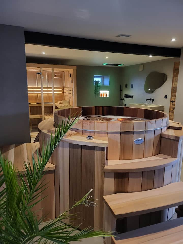 Gîte De 95m² Avec Piscine Privée & Spa Bien-être - Occitanie