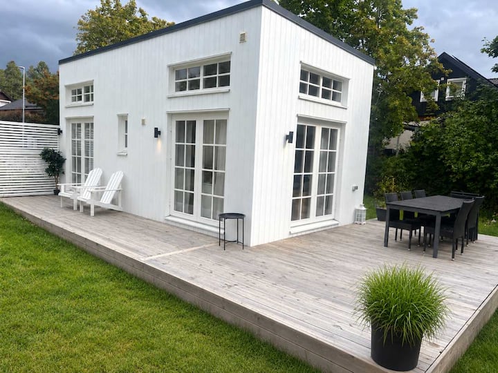 Stylish Mini-house Near Arlanda, Sigtuna, Mälaren - Sigtuna