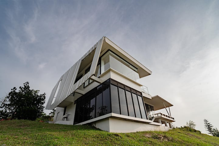 Casa Mercedez By Halseyle Hills | Mountain View - Balingoan