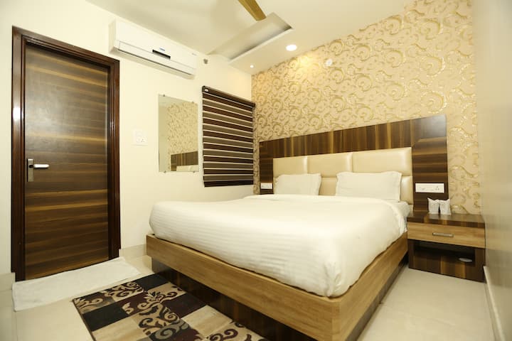 Located At Just A 2 Min Walk From Golden Temple - アムリトサル