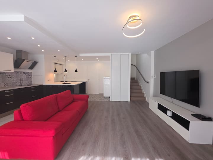 Maison T4 Proche Paris Avec Terrasse Et Parking - Villejuif