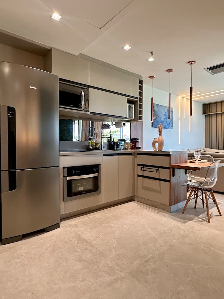 Luxe Beachfront Appartement Met Zwembad & Gym - Brasil
