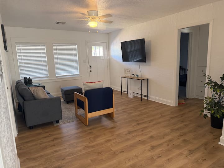 Bessie House - 3 Minutes Fort Sill - Lawton, OK