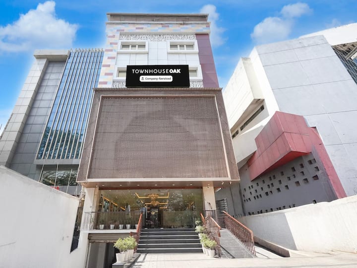 Super Townhouse Oak Airport Ranchi - Ranchi