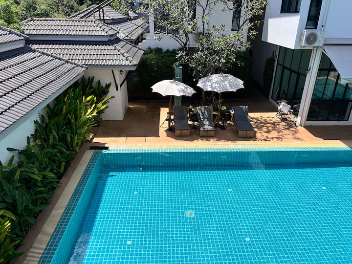 温莎兰纳泳池度假别墅L931 | 独栋四卧 | 近玛雅 4-bedroom Pool Villa - Chiang Mai, Thailand