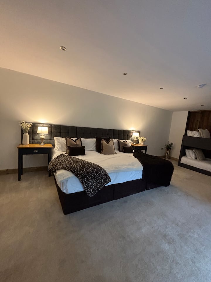 Cosy Private Cabin With Hot Tub Bristol - Cotswolds