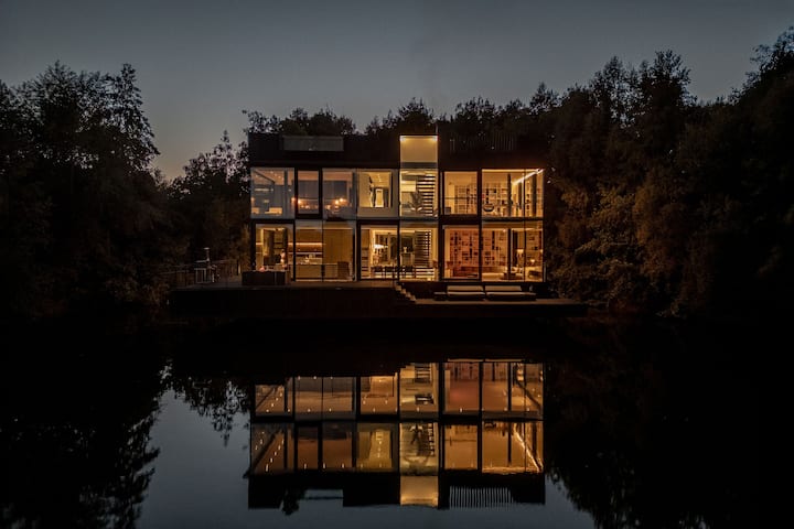 The Glass House - Lakes By Yoo - Burford, UK