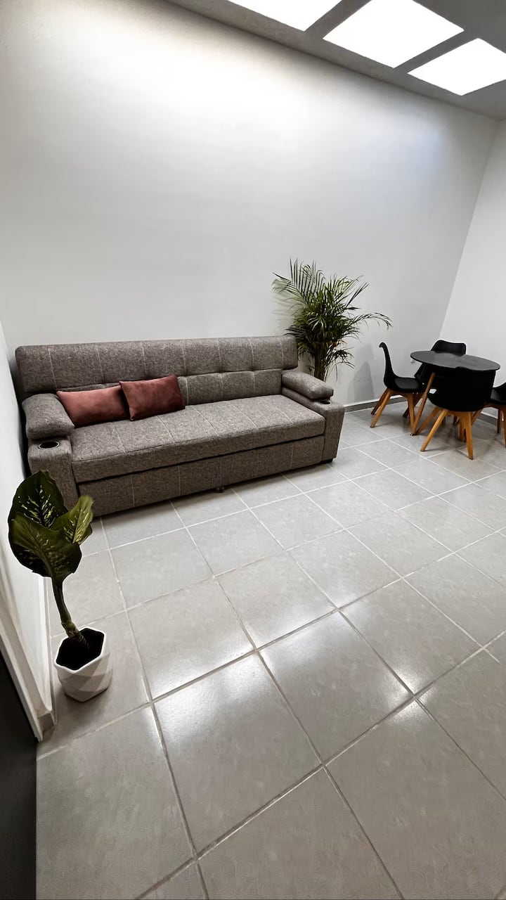 Mini Casa Cerca Al Aeropuerto Bjx - Mexico