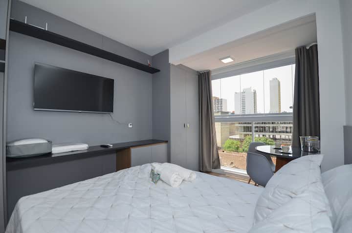 Apto 501 | Moderno No Manhattan Tower No Centro - Curitiba