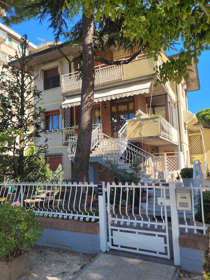 Un Balcone Sulla Vena Mazzarini- Flat With Balcony - Cesenatico