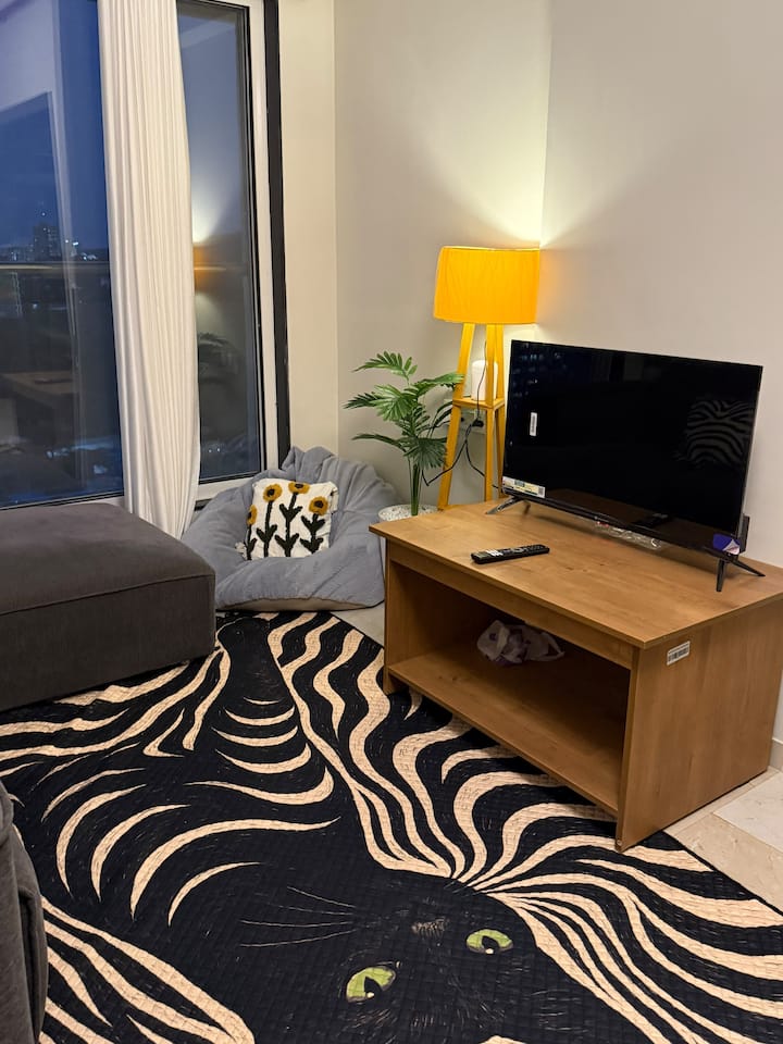 Casa Voilà |A Chic 2bhk Nearby Skycity Mall | Sgnp - Mumbai