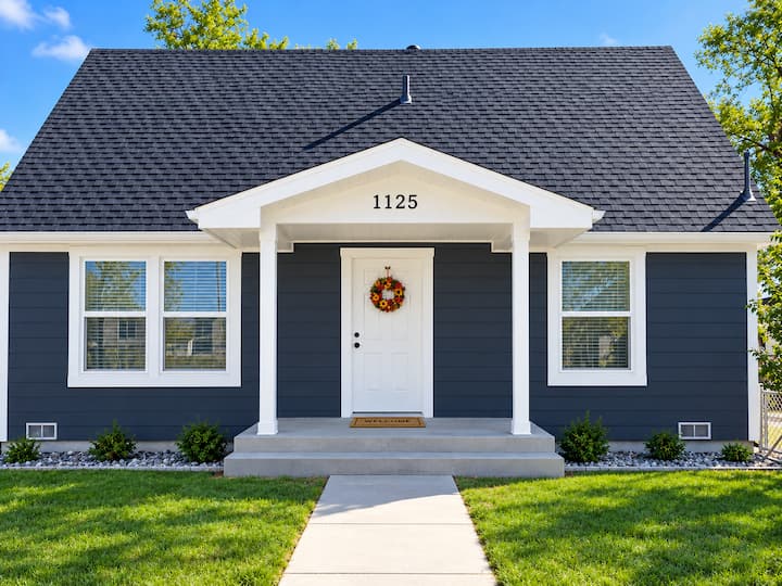 3-bedroom Baseball Park - Casper, WY