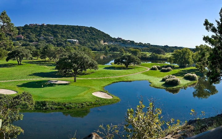 A Better Way To Stay! 2 Units, Pool & Golf! - Boerne, TX