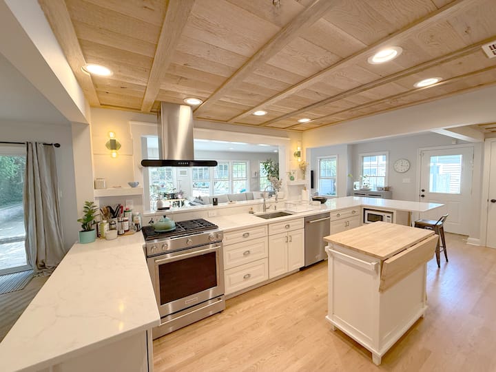 Upper Montclair 4br W/ Office Near Nature Preserve - Paterson, NJ