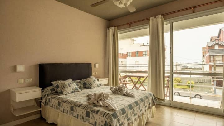 Quíntuple Vip Con Balcón, A 50 M Del Mar - Villa Gesell