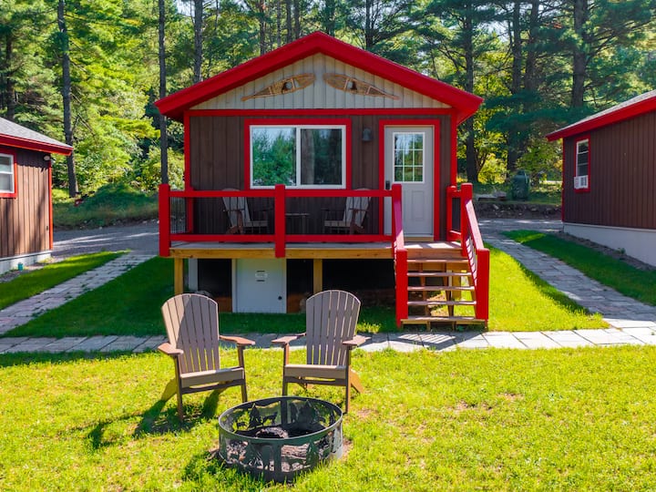 Sunnyside Cabin #2, Fire Pit, Lake Views - Tupper Lake, NY