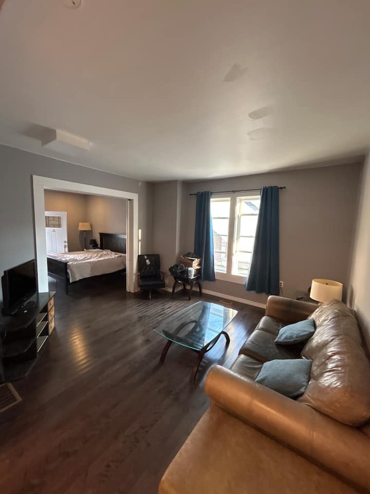 Centrally Located Apartment - Sarnia