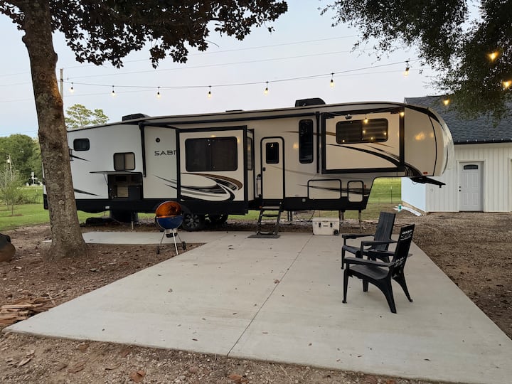 Close To Whiting Field! - Milton, FL