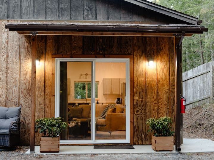 The Nook | Modern Redwood Escape Near Gualala - Gualala, CA