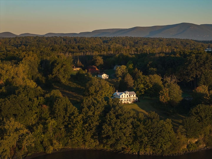 Livingston Estate: 3 Homes On The Hudson 16ppl+ - Kingston, NY