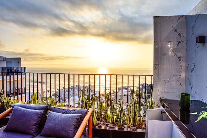 Pool | Jacuzzi | Gym | Cowork | Balcony | A/c - Lima
