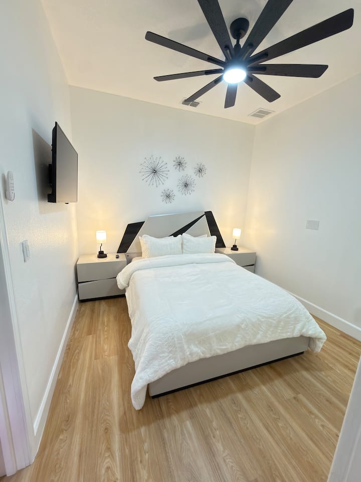 Sofia Diamonds Orlando - Orlando