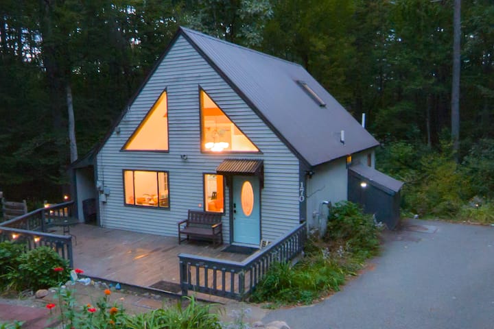 Cozy A-frame, Minutes To Ski Cranmore & King Pine - Conway, NH