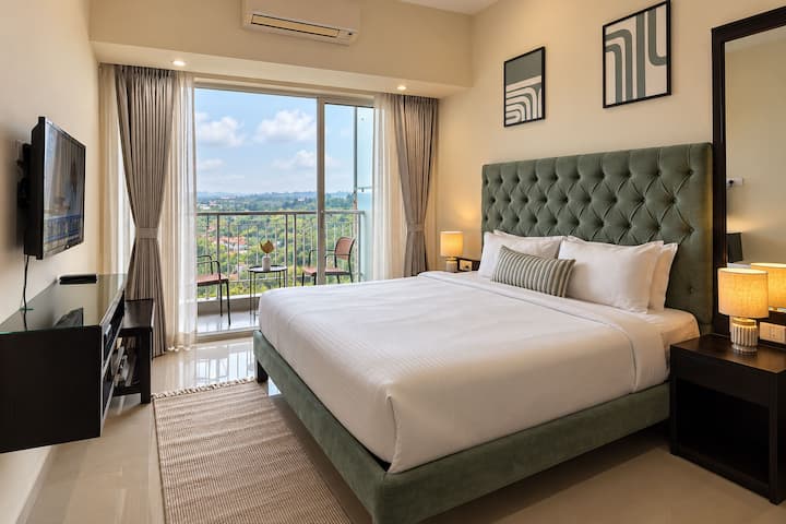Luxury Room @ Sova At Encore Suite W/infinity Pool - Goa
