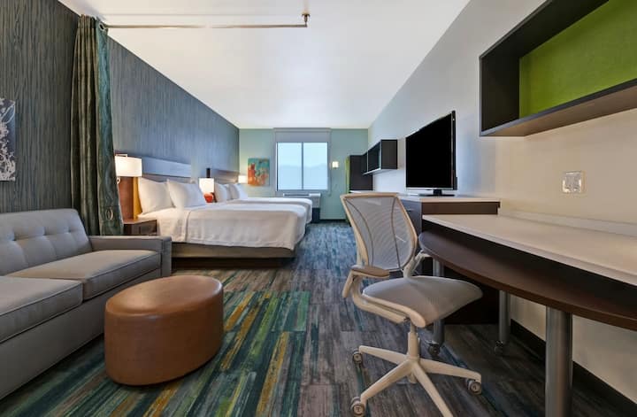 Cozy 2 Queen Hotelkitchensuite W/parking&breakfast - Atascadero, CA