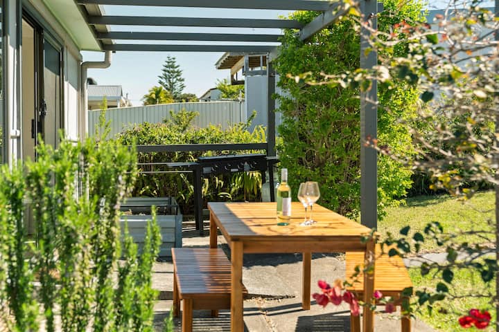 Pearl Cottage  Charming Coastal Retreat - Ulladulla