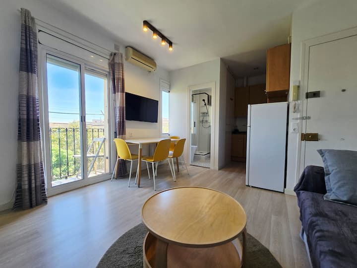 Barcelona 200 M From The Beach - Barcelona