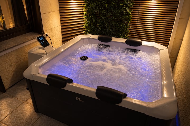 Privater Whirlpool · 7 Gäste · By Suitos Living - Enschede