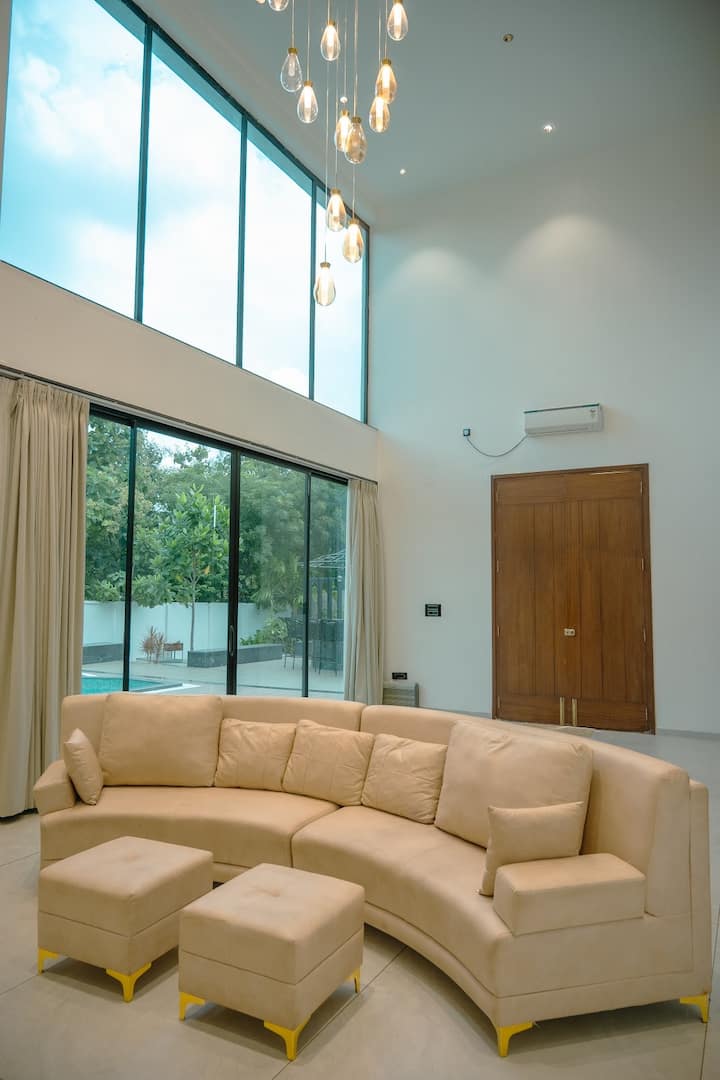 Topaz Farmhouse With Pool In Shamshabad - Hyderabad