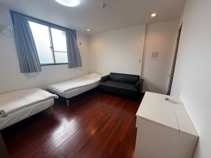 Free Airport Pick-up, Family-friendly203 - Narita