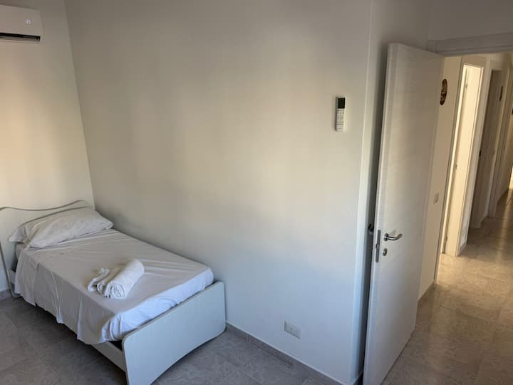 De Rosa's Home 4 - Praia A Mare