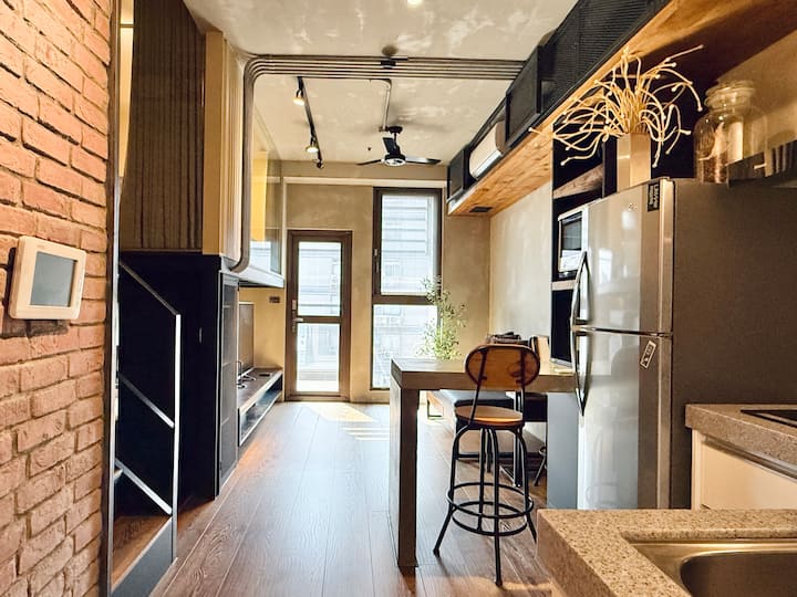 Sky Loft | Duplex | 2 Min Mrt - Taipei
