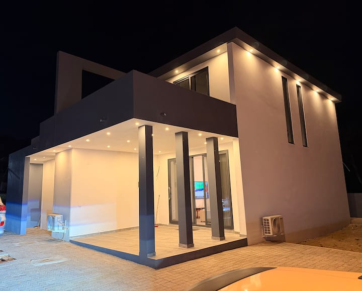 Casa De Luxo Na Ponta Do Ouro | 10 Hóspedes - Mozambique