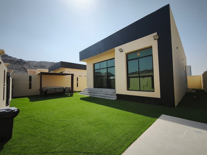 Masfout Escapes | Private Mountain Villa - Ras al Khaimah