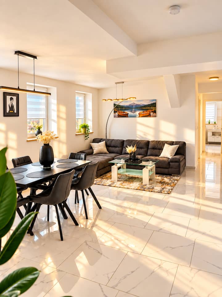 Große Wohnung Mit Balkon Nahe Wien, Tulln, Donau - Stockerau