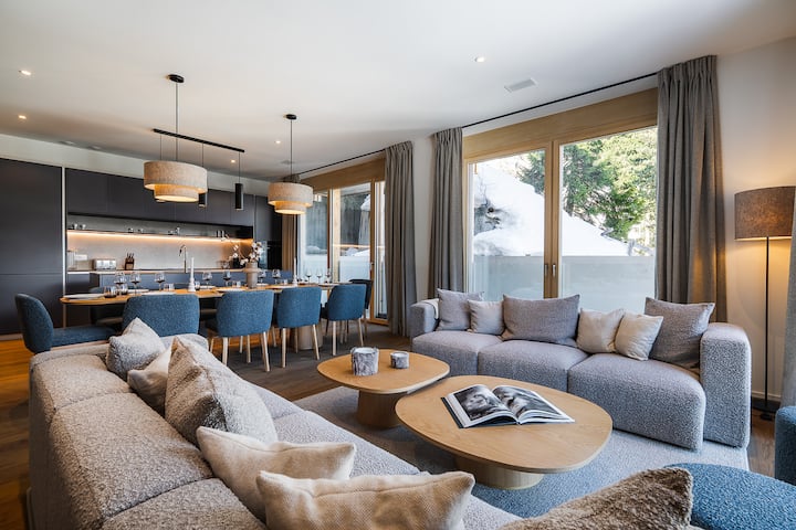 10 Pers, 157 M² By Guernerés - Zinal