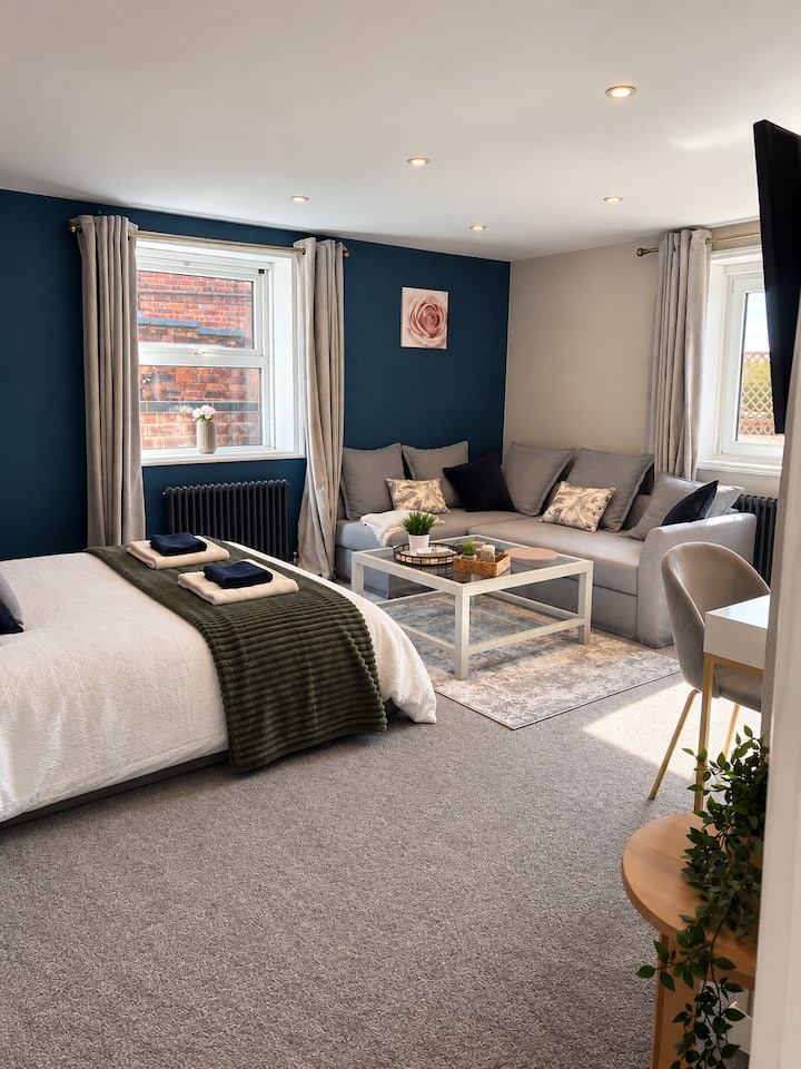 Stylish 1br Nhs & Medical Stay Apartment | Parking - 링컨