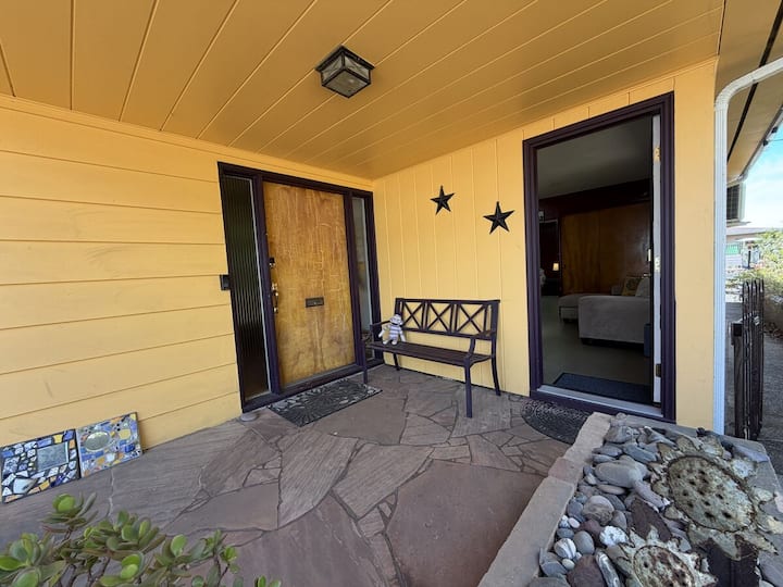 Sunset Suite - Sweet, Spacious, Downtown Arcata - Arcata, CA