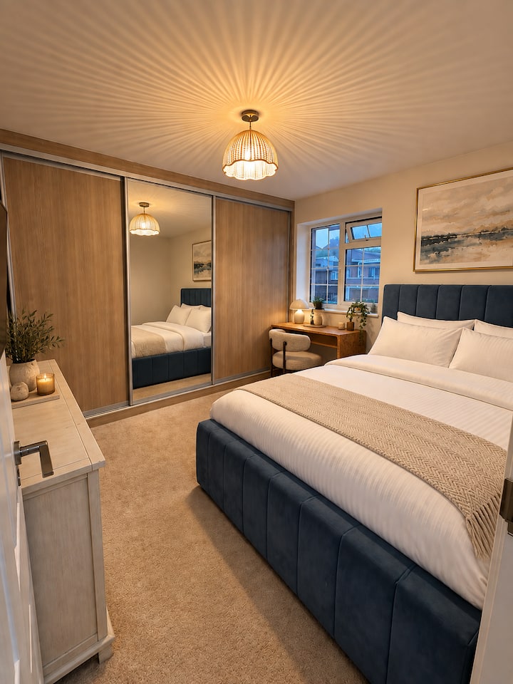 The Warren 1br Heathrow M4 M25 M3 - Uxbridge