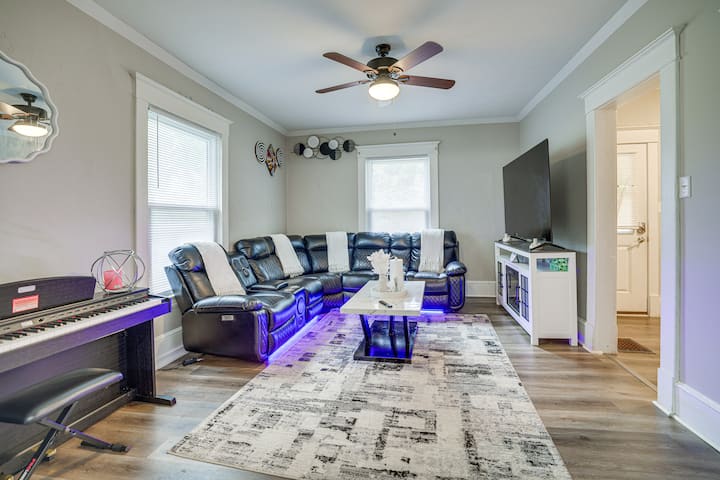 2 Mi To Dtwn! Sleek Home W/ Yard In Grand Rapids - Grand Rapids