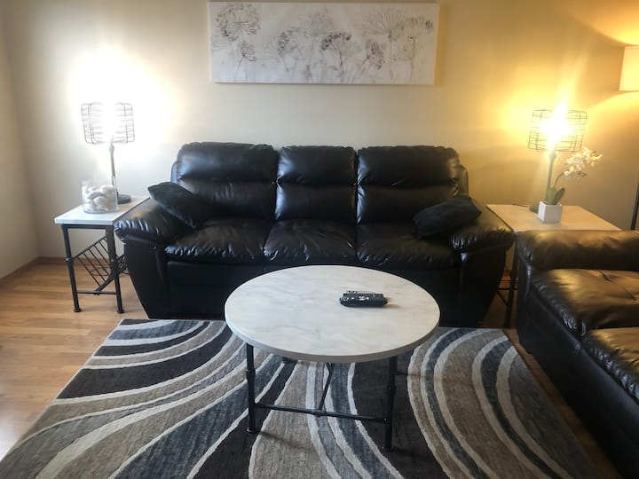 2 Bedroom, 1 Bath In 4-plex - Camrose