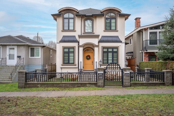 South Van Nook | Private 1 Br Near Yvr | Queen Bed - Vancouver