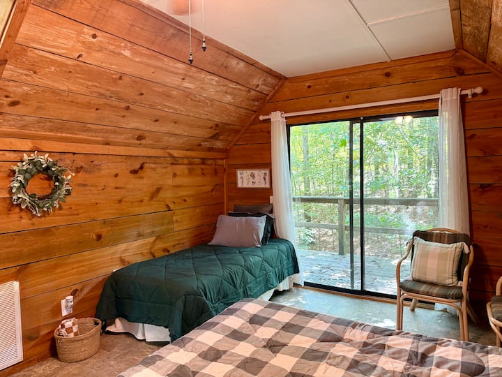 Peace Valley Sanctuary- Tree Tops Cabin Studio - Arkansas