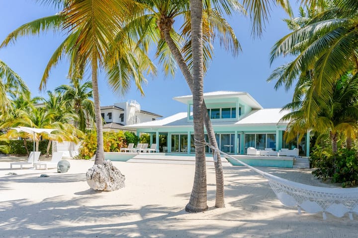 Luxury Cayman Kai Beachfront Villa - Cayman Islands