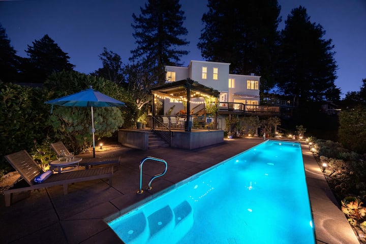 Above The Bay - A Berkeley Hills Retreat - Berkeley, CA