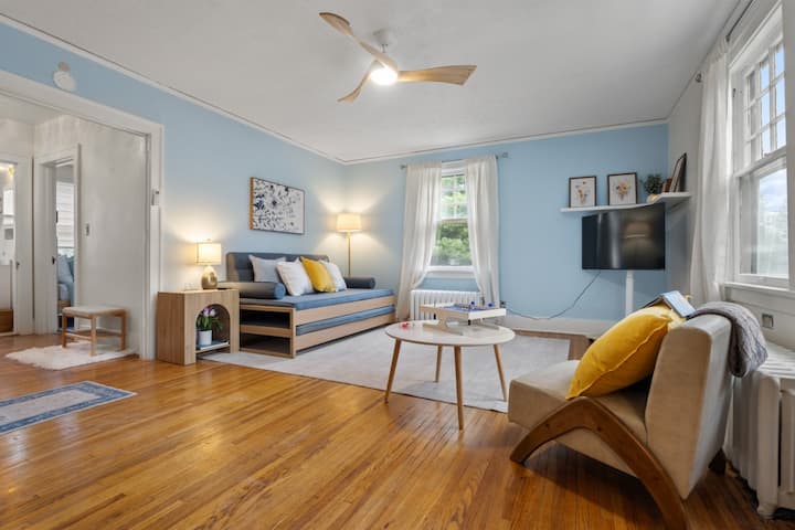Stockholm Flat At The Squirrel's Nest - Sioux Falls, SD
